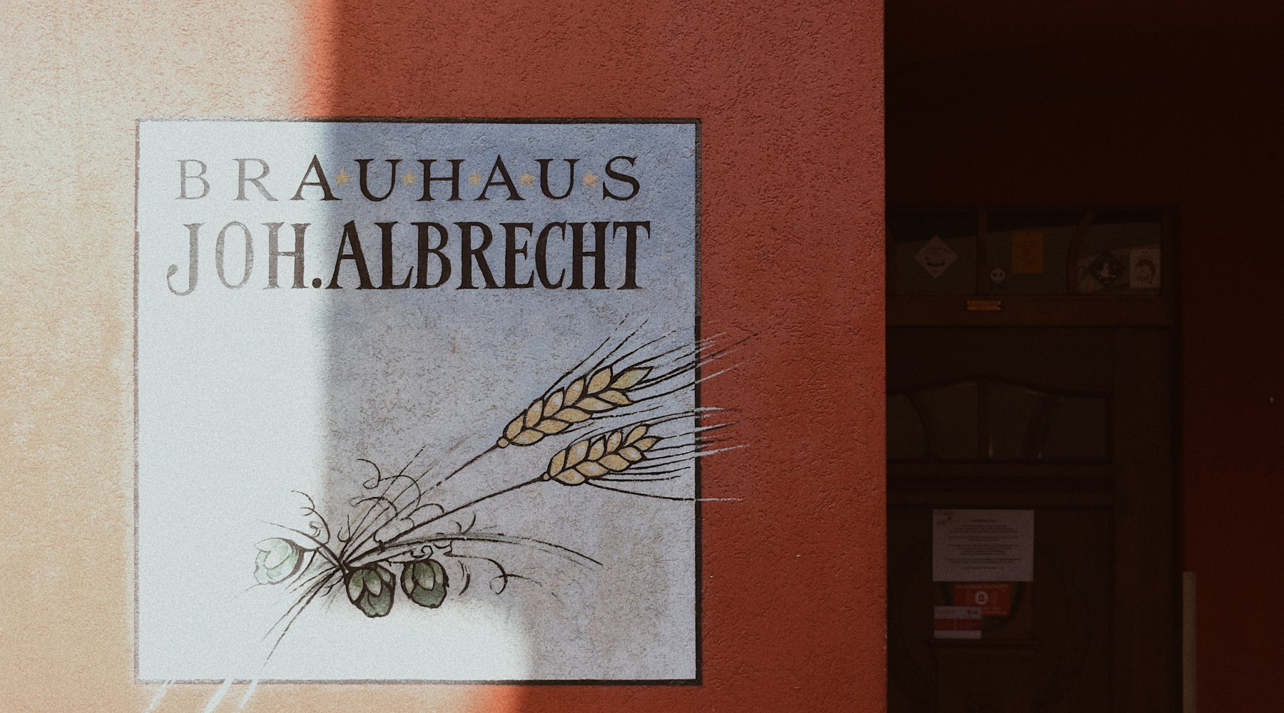 How to Incorporate Your Wedding Monogram into Custom Signs – gathurr